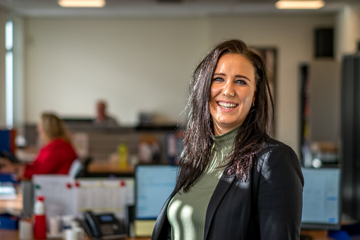 Over Verno - Sociaal, eensgezind, buitengewoon & positief.